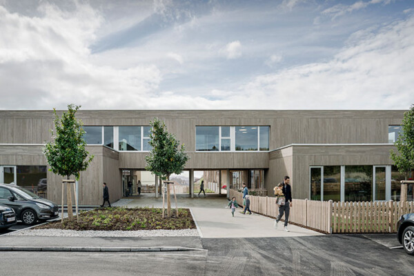 Projekte - Öffentliche, Gewerbe und private Bauten - LP architektur